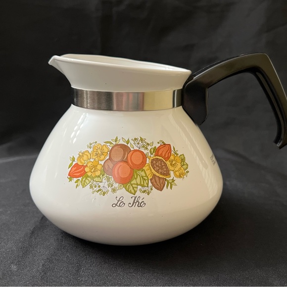 Corningware | Kitchen | Vintage Corning Ware Teapot P4 6 Cup Spice Of ...
